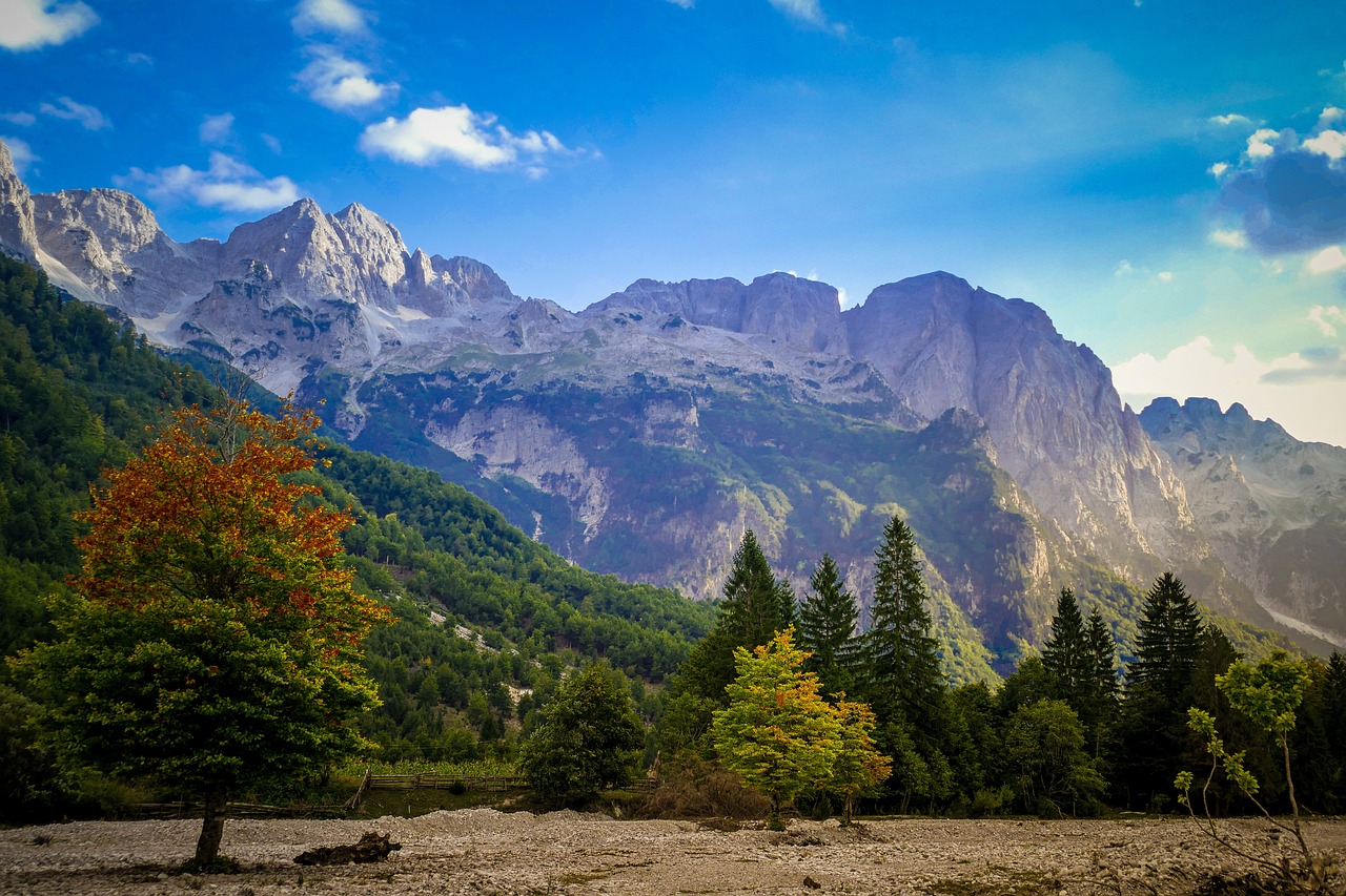 Wandern in Albanien - WANDERN . TREKKING . RADFAHREN